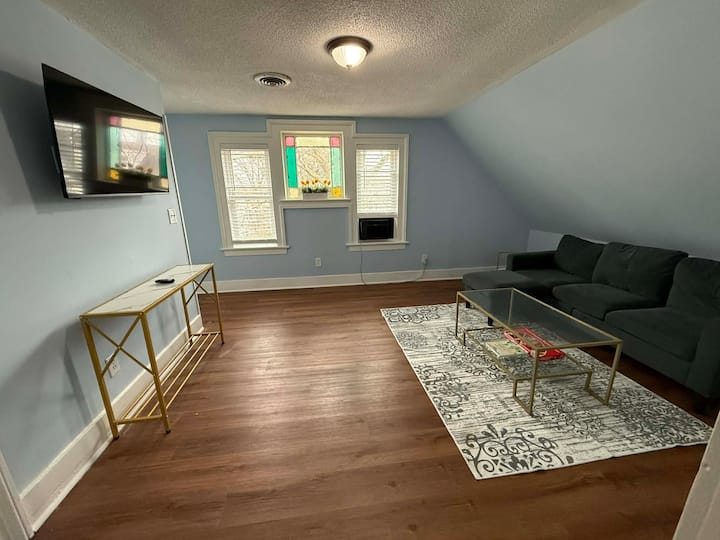 Apartment Near Yale - New Haven, CT