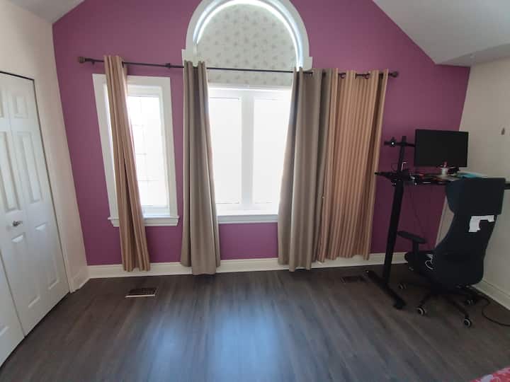 Private Room With Dedicated Bathroom In Kanata - Kanata