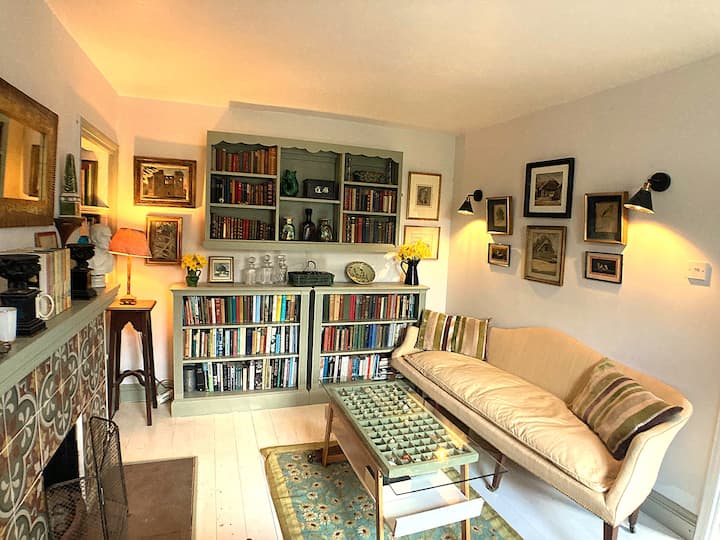 Elegant Historical House Close To Station & Ferry - Penzance