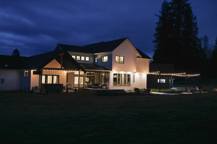 The White Lodge Retreat - Monroe, WA
