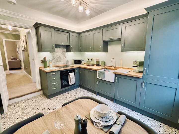 Moody Cottage | 2-bed Apartment | Town Centre - Jodrell Bank