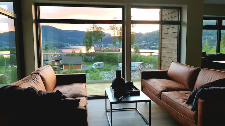 Villa Med Utsikt. - Norway