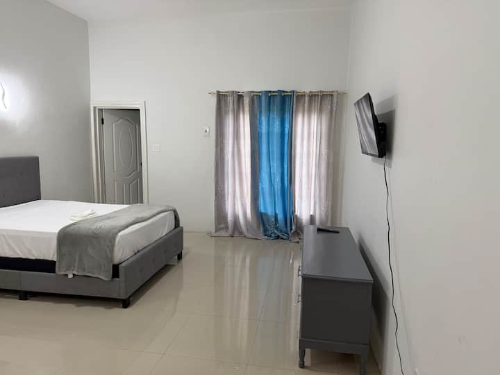 Balla’s Palace 006 - Cave