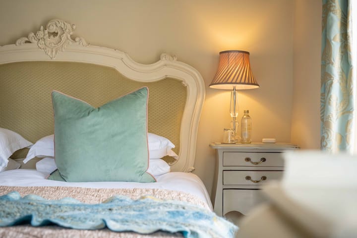 New White Lion, Llandovery - Boutique B&b - Llandovery