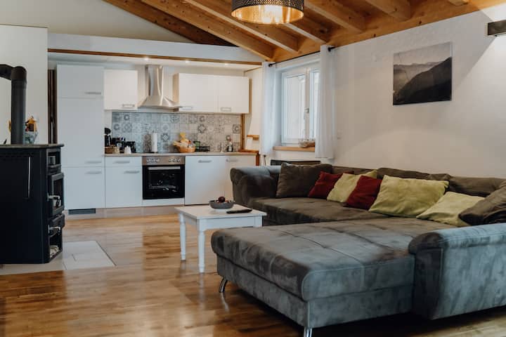 Franzl’s Bergnest – Wohnen Mit Echtem Bergcharme. - Kiefersfelden