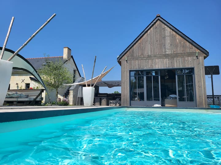 Grande Longère Et Cabane Bois,
Piscine Spa Sauna - Maine-et-Loire