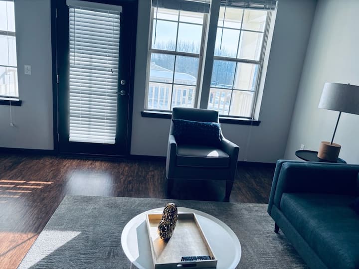 Kenosha 2 Bedroom Apartment - 커노샤