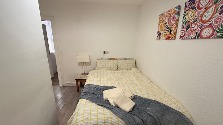 One Bedroom Flat - Hull