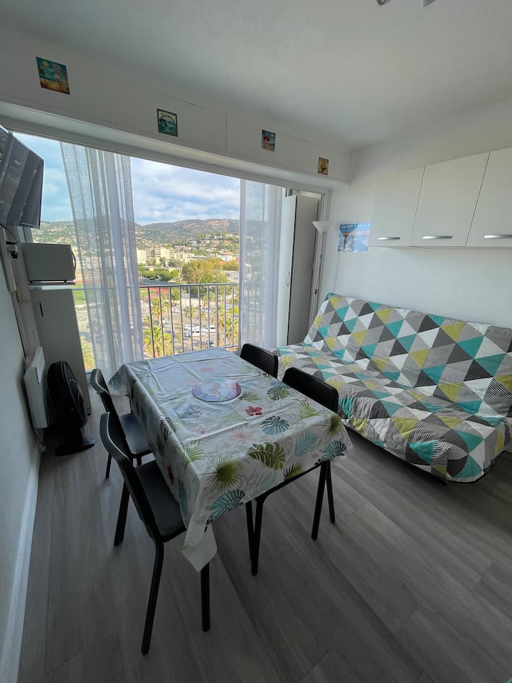 Studio Cabine Vue Panoramique Sur Le Stade, Marché - Saint-Clair