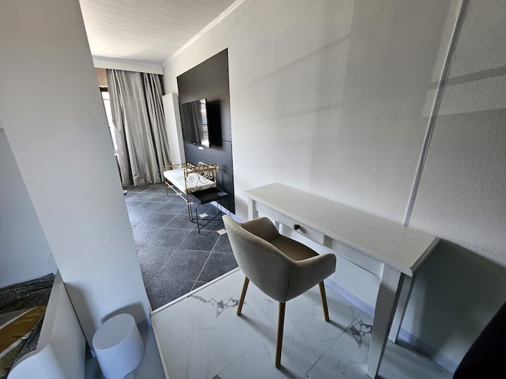 Agrigento Room - Lazy Olives Boutique B&b - Tongeren