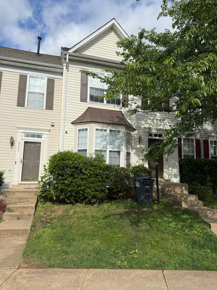 Torrence Place - Woodbridge, VA