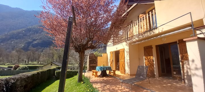 Villa 4 Chambres, Nature, Calme, Vue Panoramique - Les
