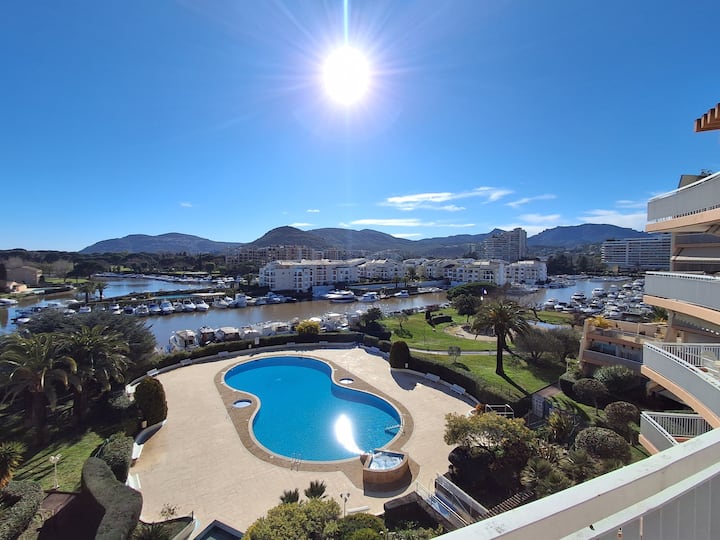 Toit Terrasse Vue Sur Les Marinas Jusqu' à La Mer - Mandelieu-La Napoule