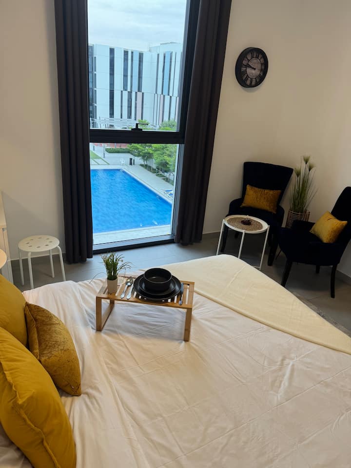 Pool View Studio Al Jadah - Sharjah