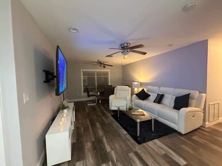 Hermosa Casa De Descanso En Winter Heaven - Winter Haven, FL