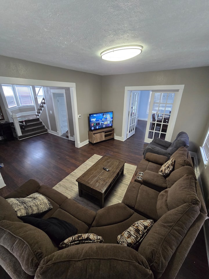 The Big House - Grand Island, NE