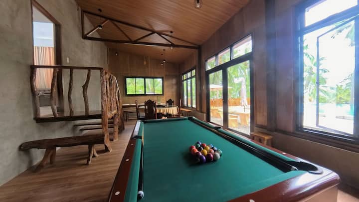 Casa Aliwalas Beach House & Villa W/ Infinity Pool - Lobo