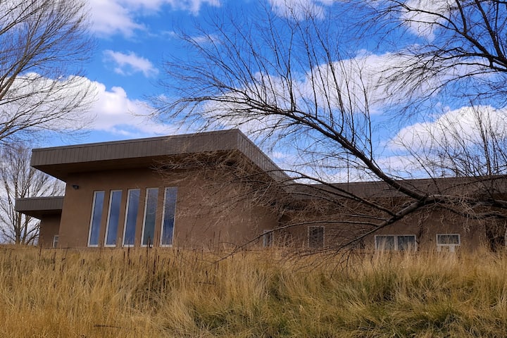 Medicine Wheel Ranch - Main House - Three Island Crossing State Park, Glenns Ferry