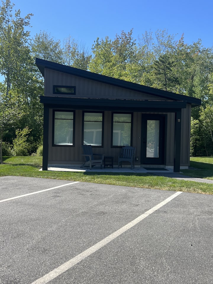 Beautiful, Quiet, New Tiny Home. - Scarborough, ME