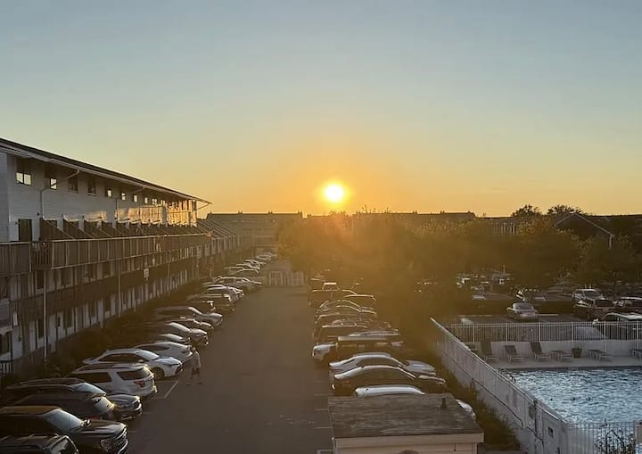 Bungalow 383 2-level Condo On 123rd In Oc Md! - Fenwick Island, DE