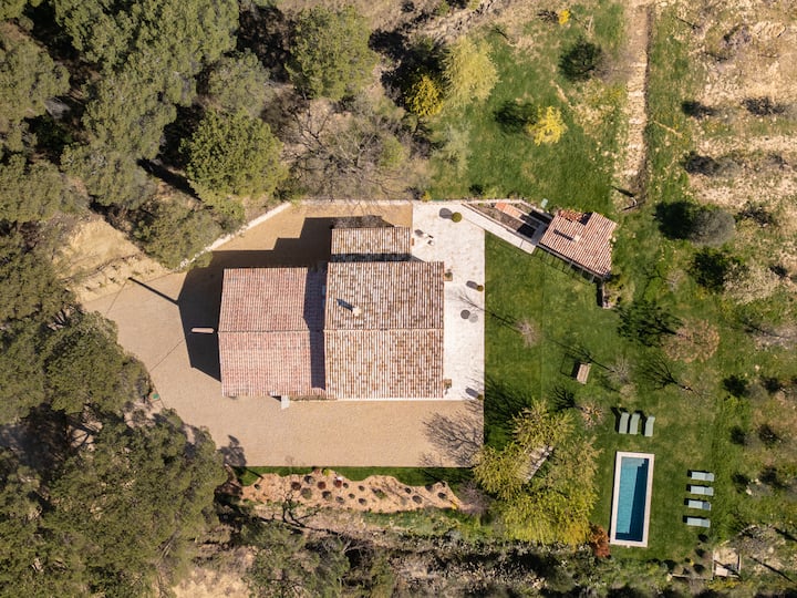 Bastide De Charme : Piscine, Jacuzzi Et Luberon - Pertuis