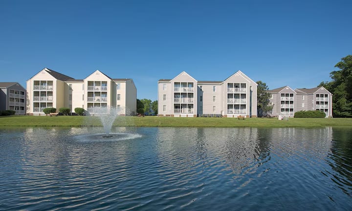 Kingsgate 2 Bedroom Unit In Williamsburg! - Williamsburg, VA