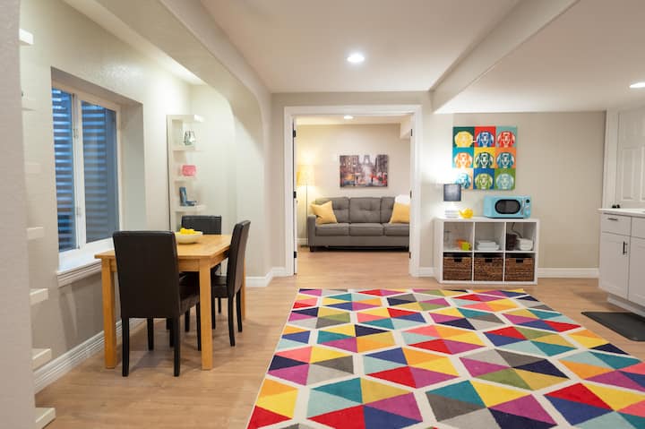 Colorful And Cozy Basement Apartment - Longmont, CO