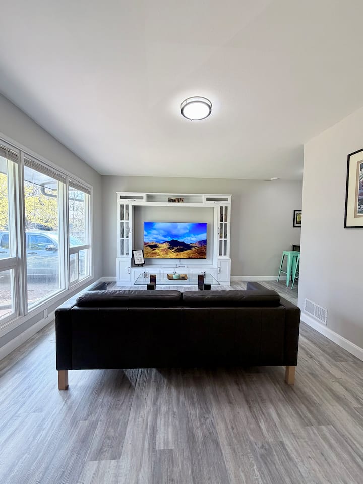 Central Beaverton Retreat - Beaverton, OR