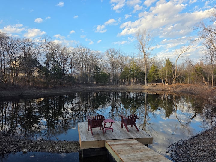 Peaceful Retreat W/ Hot Tub, Fire Pit, Dock & Pond - Ada, OK