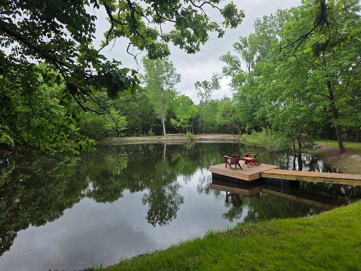 Peaceful Retreat W/ Hot Tub, Fire Pit, Dock & Pond - Ada, OK