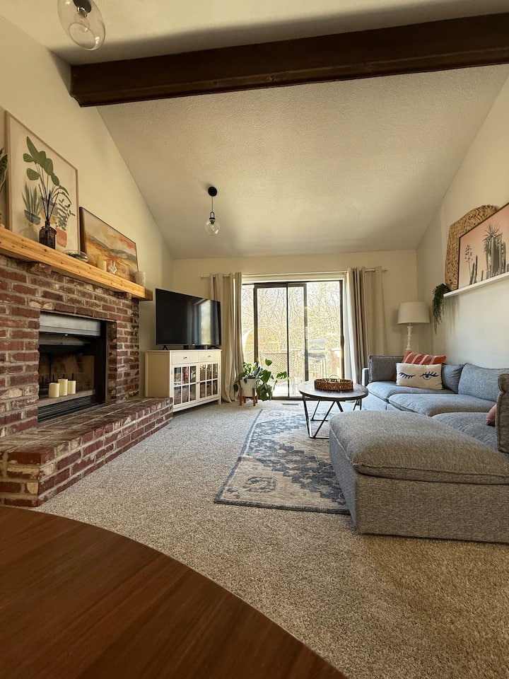 Boho Escape - Shawnee, KS