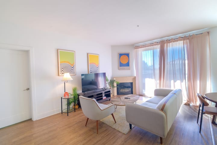 Specious Marina 2bedroom Apartment - Santa Monica, CA