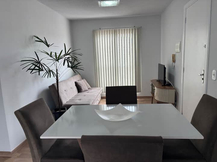 Repouso Aeroporto Cwb C/ Garagem E Saída àS Br’s - São José dos Pinhais