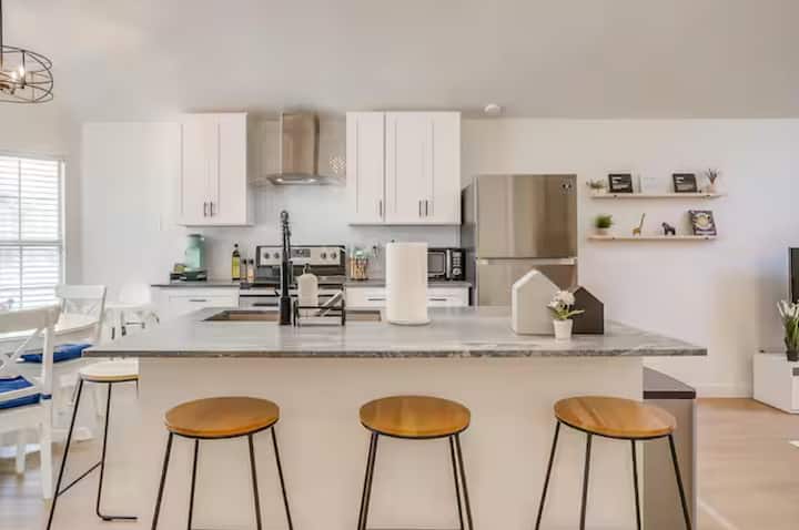 Extended Stay | Near The Star + Pga | Work + Relax - Frisco, TX