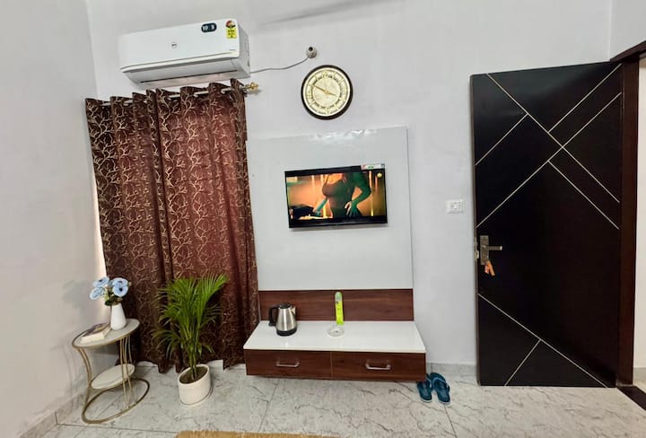 Chandigarh Waale - Cozy Stay | Bhadson Road - Patiala