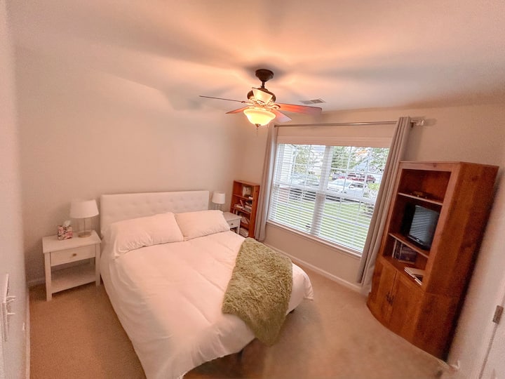 Tranquil Resting Place. - Summerville, SC