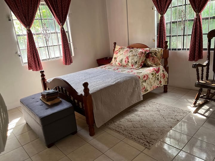 2 Br Apt In Beautiful Calivigny - Granada