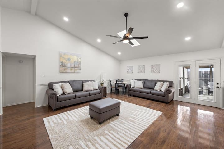 Luxury Home 7 Beds Close To All In Dallas Fw - Grapevine, TX