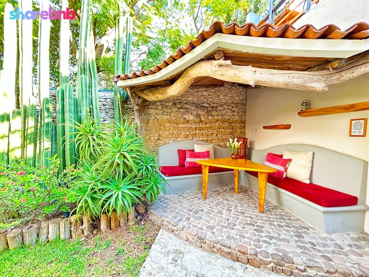 Suite Con Cápsula · Ideal Para 3 · Centro - Bernal