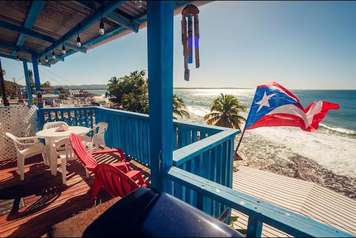 Tropical Beach House - Aguadilla