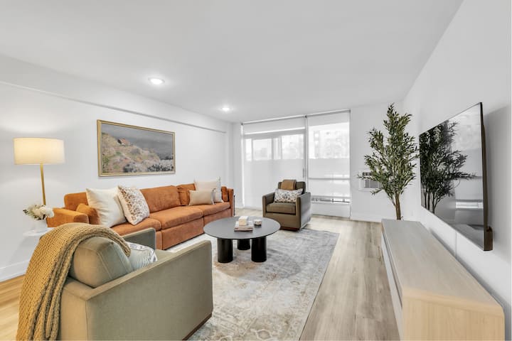 Oak Park Gem Next To Green Line|in Unit Laundry - Oak Park