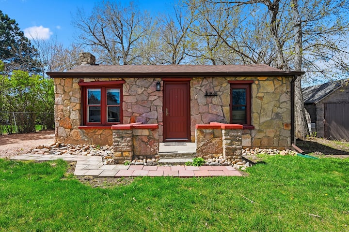 100-year-old Historic Homestead In Sturgis - Sturgis, SD