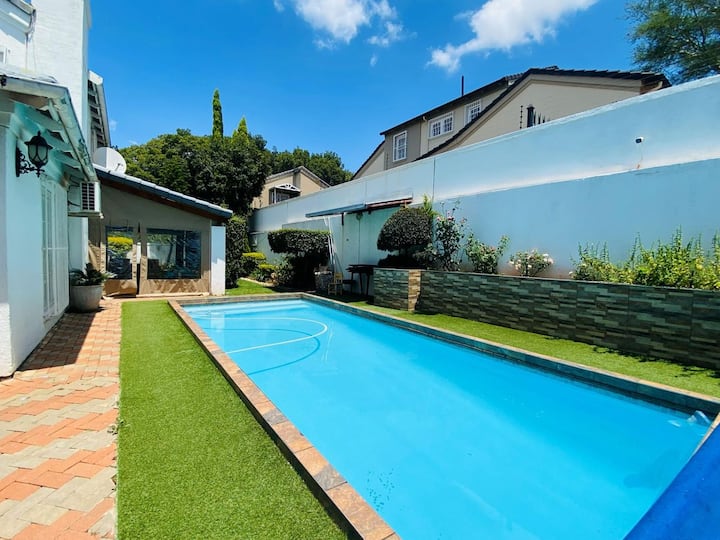 Fully Furnished & Serviced Villa, Arcadia - Pretoria, South Africa