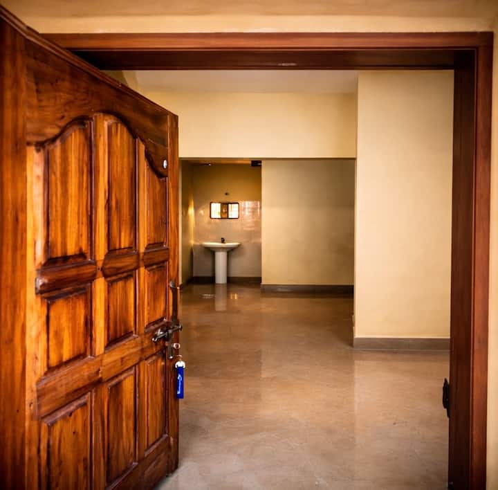 1200 Sq. Ft House For Stay With Ample Parking - Karwar