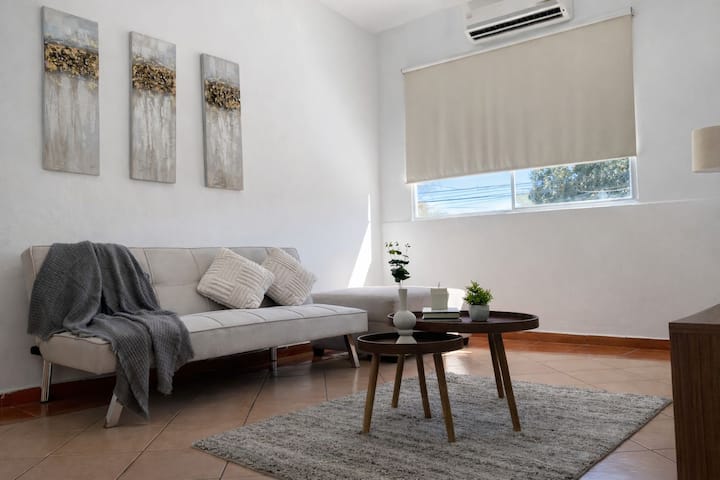 Masferrer Norte • Cómodo Y Céntrico En Escalón - El Salvador