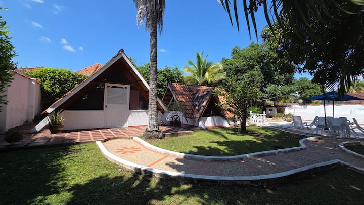 Plan Descanso Melgar | 2 Cabañas Rústicas+ Piscina - Melgar