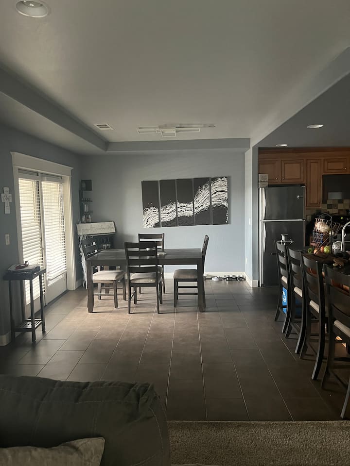 Great Condo In A Safe Neighborhood Near Medical - 메드퍼드