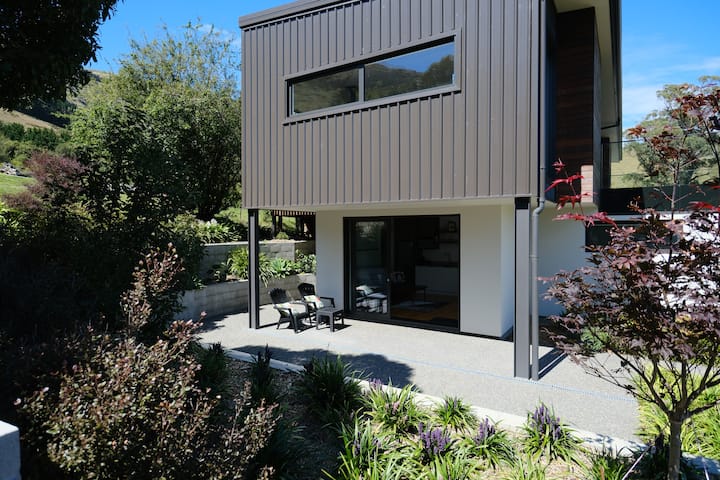 Valley Escape - Christchurch