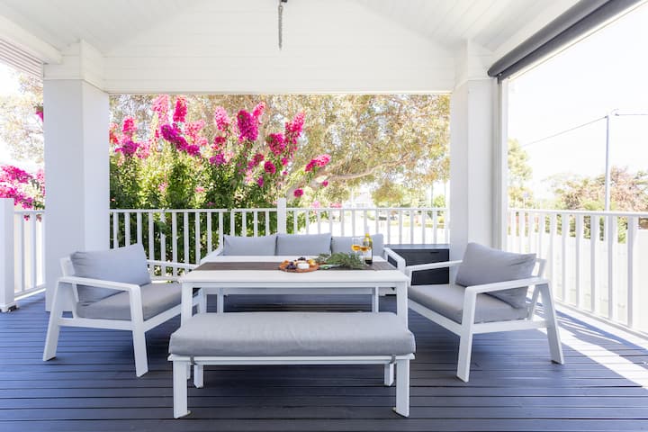 Luxe Doubleview Getaway – Feel At Home & Relax - Perth