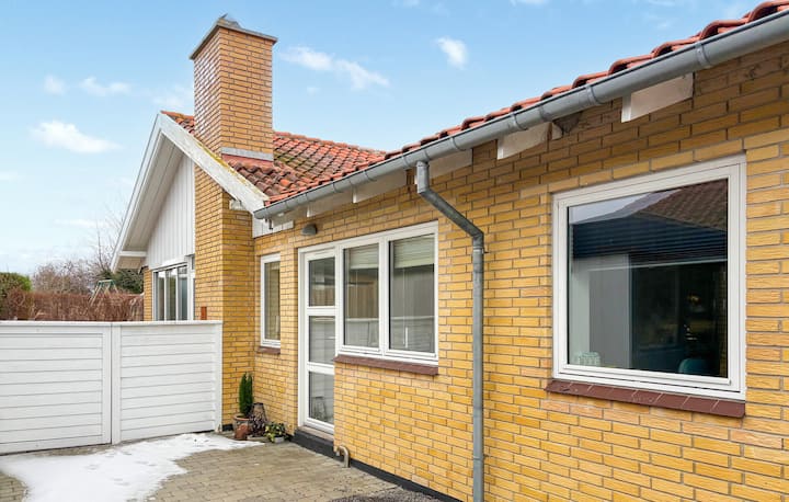 Cozy Home In Svaneke With Wifi - Bornholm
